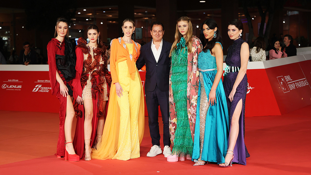 Winx Fashion Couture: from Milan Fashion Week to Rome Film Festival ...